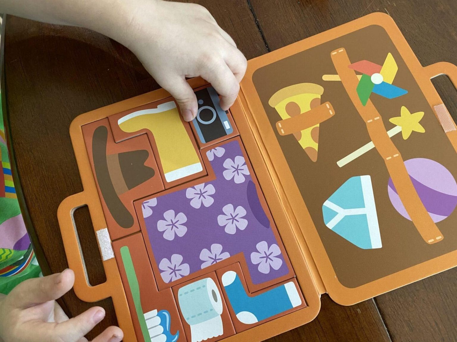 REVIEW: Sago Mini Box #2 – Planes - Curious and Cozy