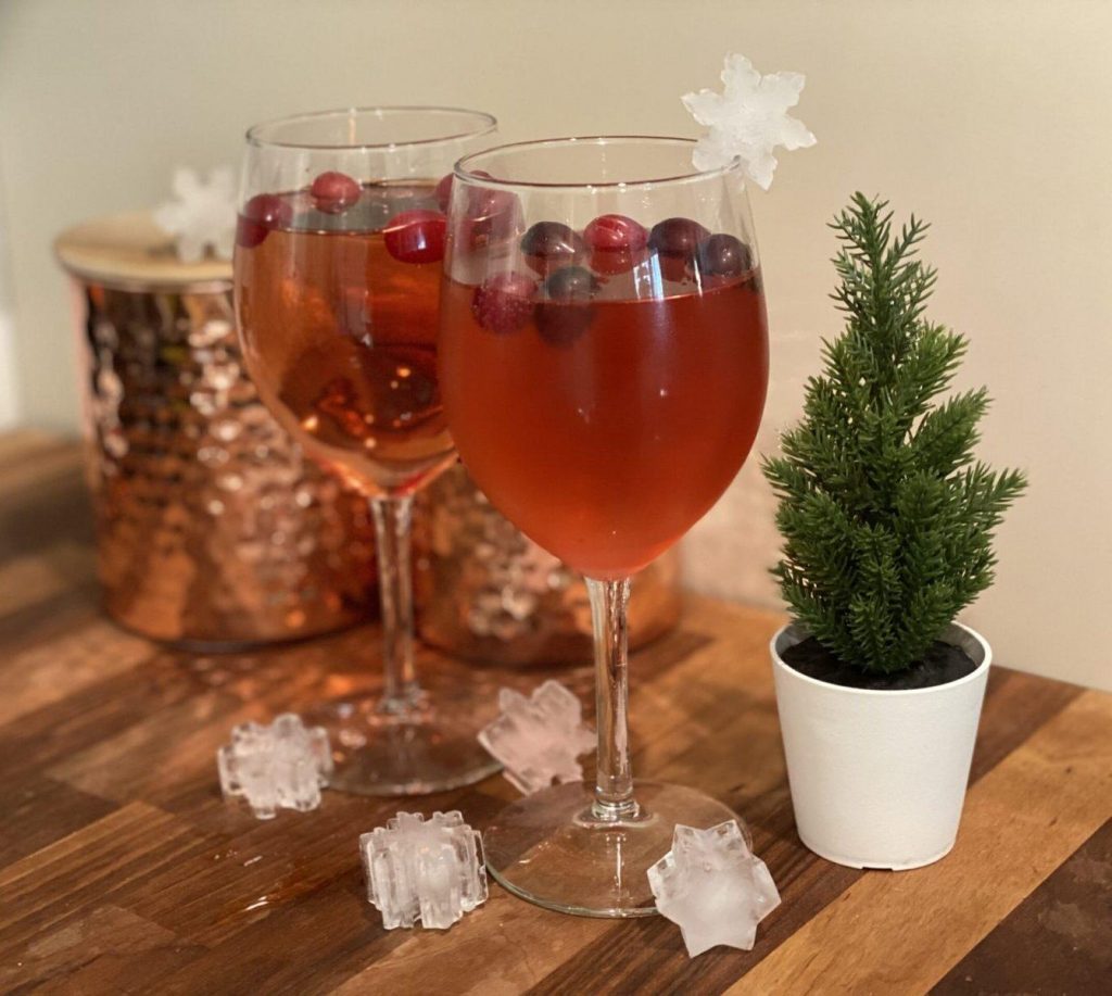 Cranberry Christmas Cocktail – My Favorite Holiday Drink - Curious and Cozy