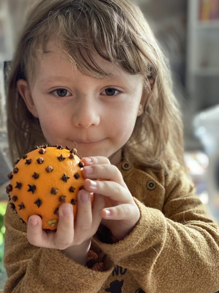 Orange Clove Pomanders – Easy Toddler Craft - Curious and Cozy