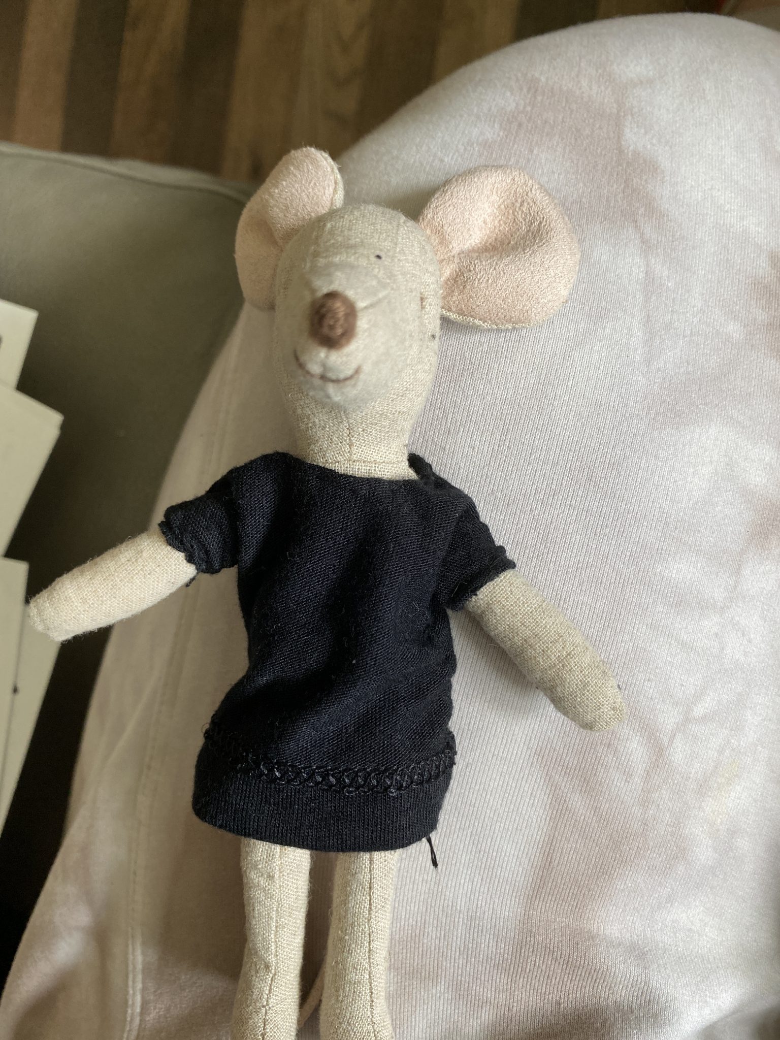 DIY Maileg Mouse Pants - Curious and Cozy