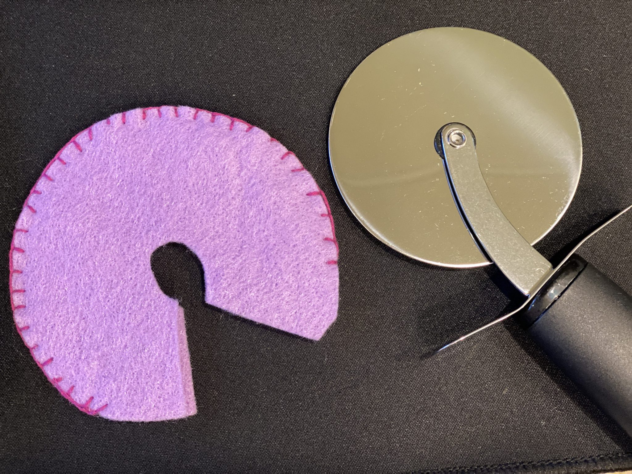 DIY Pizza Cutter Cover - Curious and Cozy